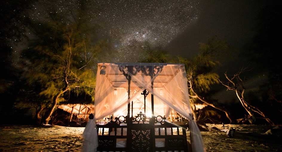 This Romantic Star Bed Experience On Medjumbe Island Is Tailor-Made For ...